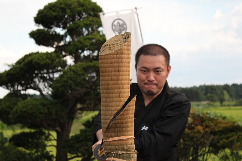 Most martial arts sword cuts to one mat: Isao Machii breaks Guinness ...